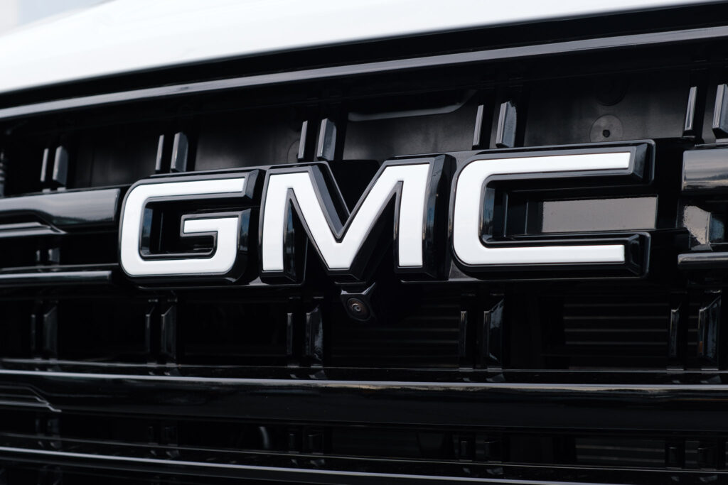 Custom Build Ram 2500 Trucks - Wheels, Tires & Color Match | Krietz Auto